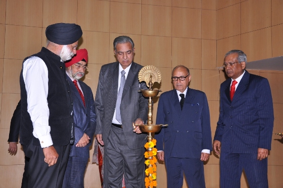 28 Teams across India compete in 16th Amity National Moot Court ...